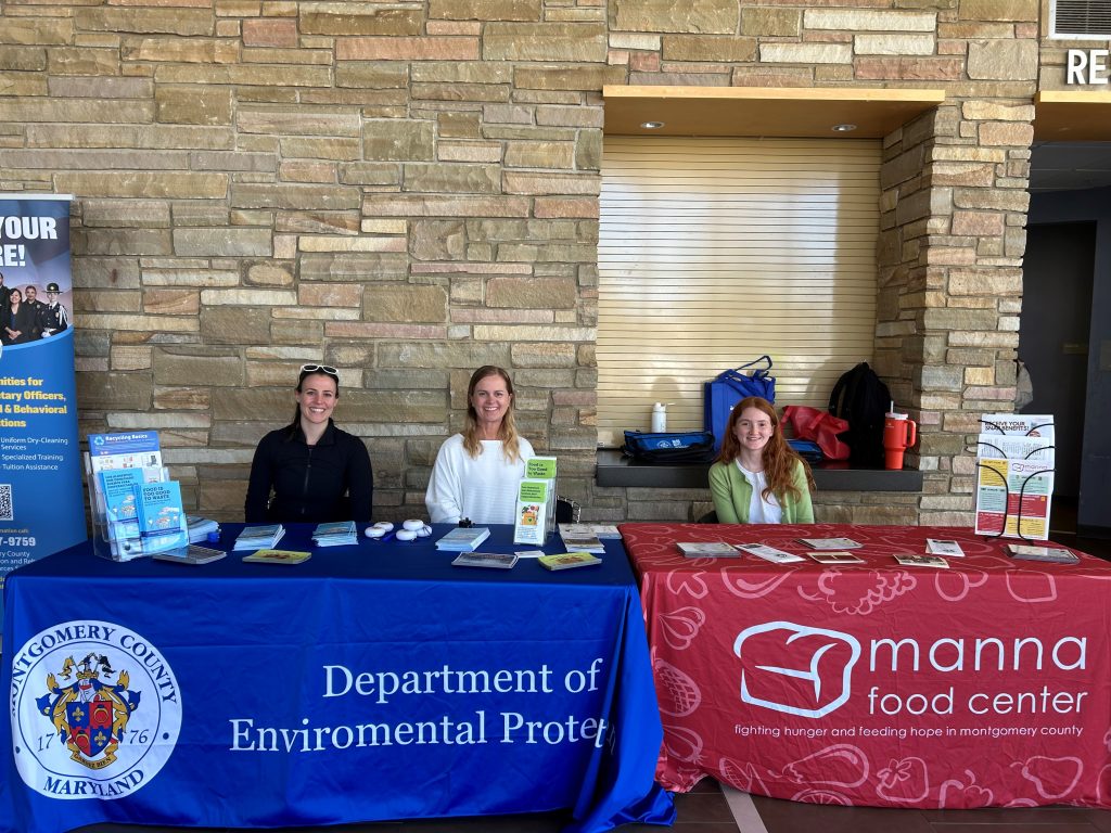 Community Food Rescue| FWPW Library Tabling Photo - Community Food Rescue